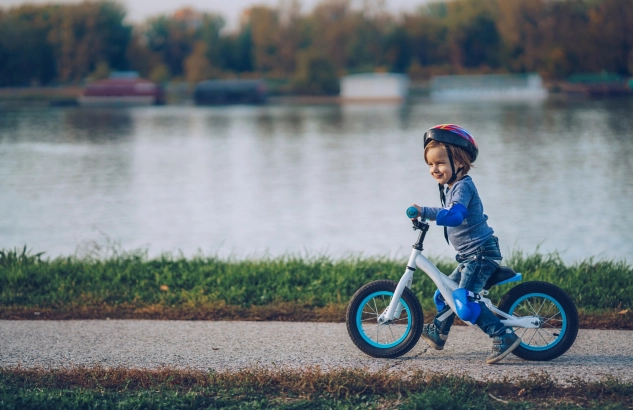 5 conseils pour réussir sa sortie vélo avec enfants | Intersport