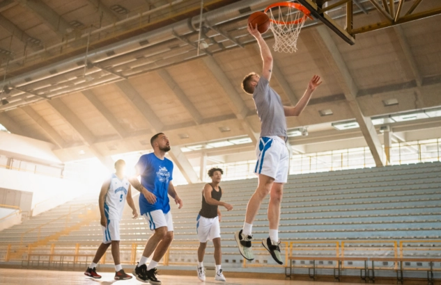 Basketball : les différents postes, numéros et rôles des joueurs ...