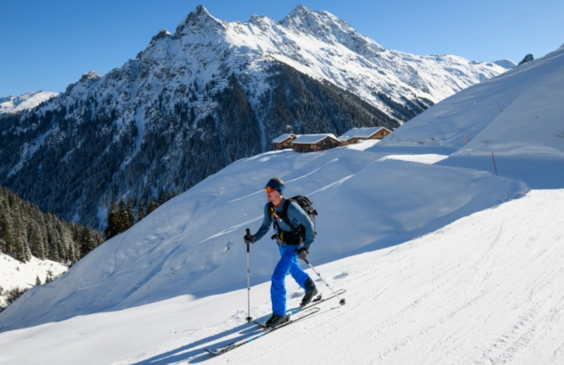 Quels skis de randonnée choisir ? Les 9 critères ! | Intersport