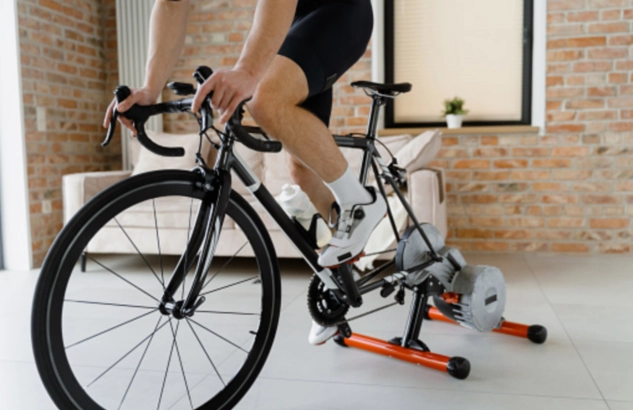 Comment installer son vélo sur un home-trainer ? | Intersport