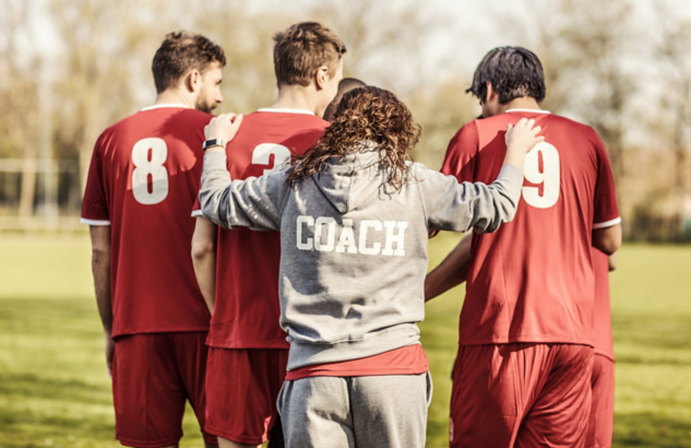 Comment devenir entraîneur.se de foot ? | INTERSPORT